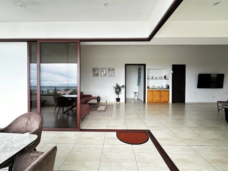 Modern Big House With Stunning Views In Nuevo Cuscatlan! - San Salvador