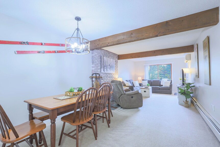 Official Seasons Rmc Condo 05b - 2 Bedrooms - Sleeps 10 - Dog Fees - Jackson, NH