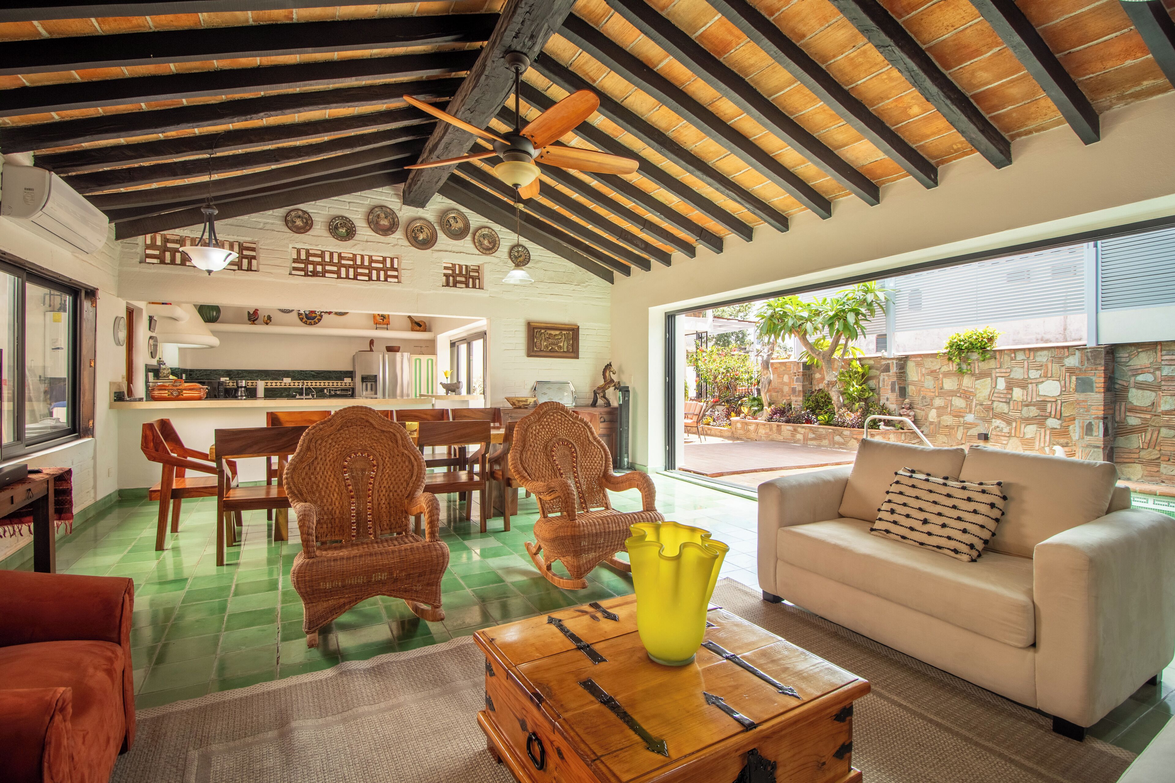 Villa De La Paz (Romantic Zone) - Conchas Chinas