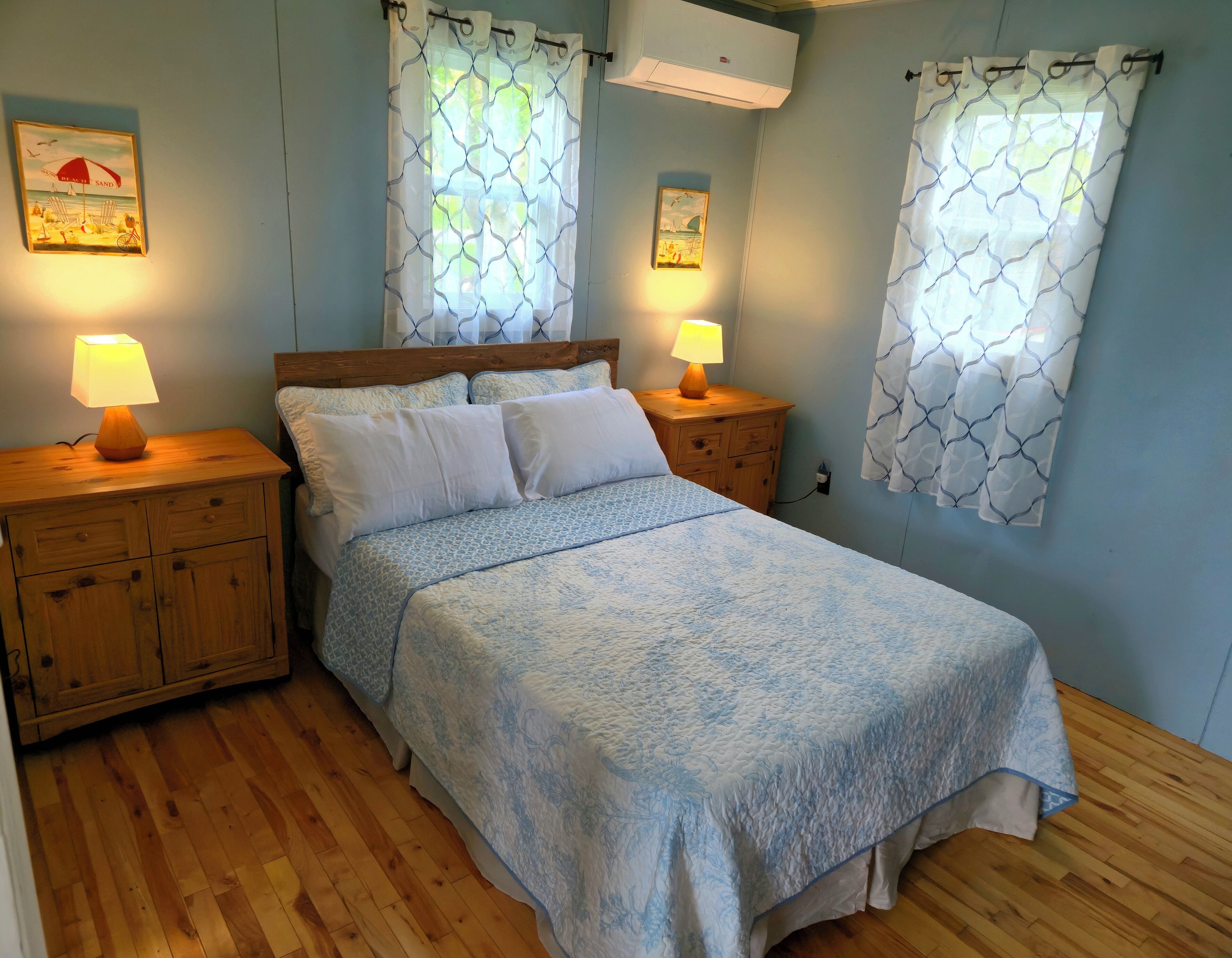 Charming 2-bedroom Cottage With Ac And Wifi In Delightful Saint Peters Bay - Prince Edward Island
