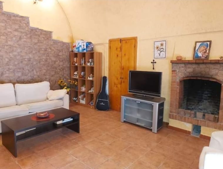 Santa Maria Di Pulsano Farmhouse (Gargano National Park) - Apulia