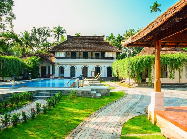 Kumarakom Tharavadu - Heritage Hotel - Kumarakom