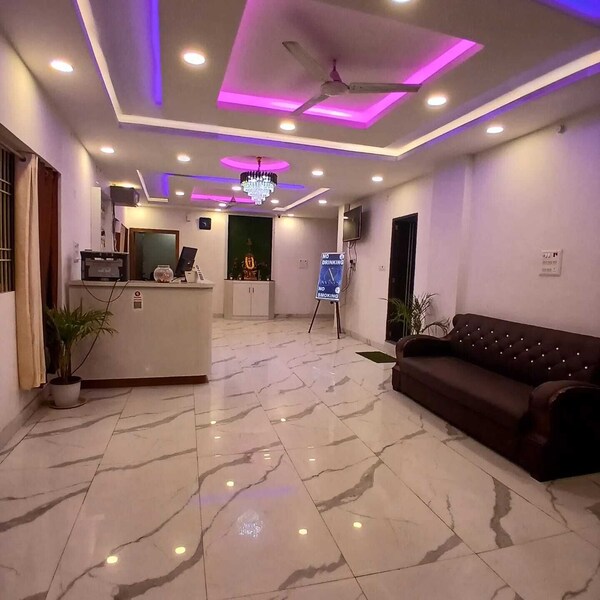 Avini's Garden & Hotel By Grb - Khagaria