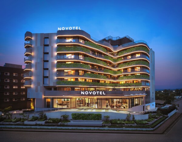 Novotel 果阿 帕纳吉 - 果阿邦