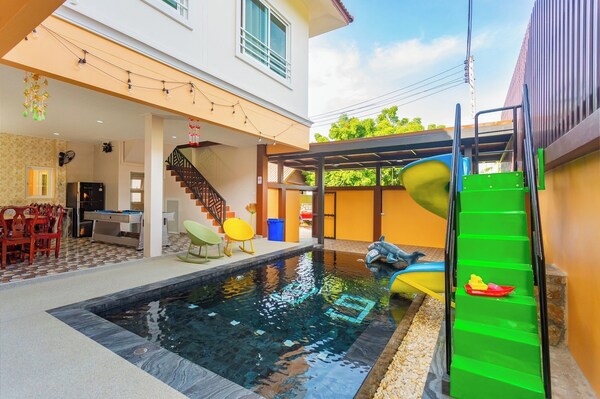 99 Pool Villa - Pattaya City