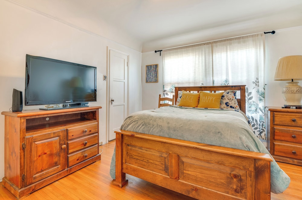 5 Mi To Sofi Stadium: Charming Family Home! - Culver City