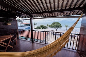 Quarto Triplo, varanda, vista para a praia | Terraço/pátio interior