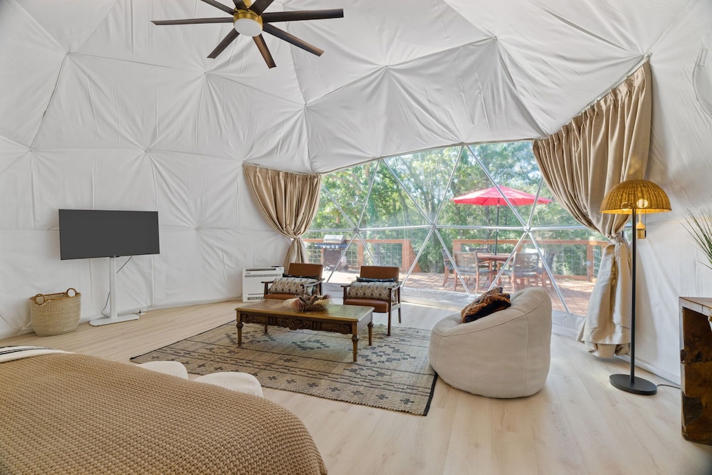 The Bird House | 8 Beds 2 Baths - Texas
