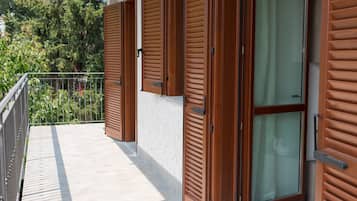 Apartamento Deluxe, 2 quartos, não fumadores, varanda | Varanda