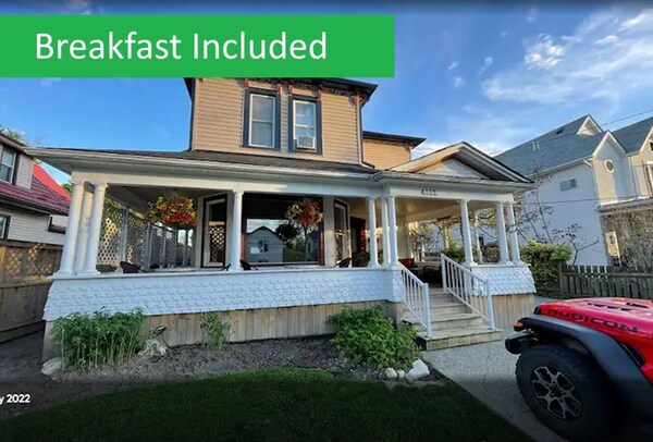 Perfection Near The River - Niagara Falls, NY