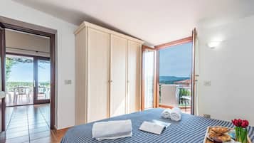 3 quartos, Wi-fi grátis, roupa de cama fornecida