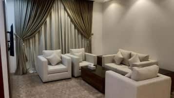 Apartamento família | 1 quarto, cofres nos quartos, quartos à prova de som