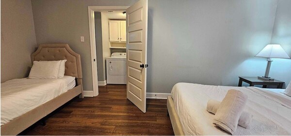 Dauphin Darling 4 Units - Mobile, AL