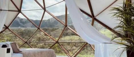 Bangalô superluxo, vista para a montanha | Área de estar