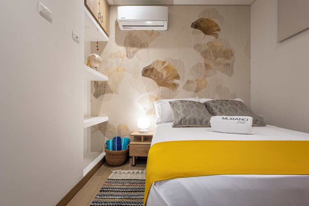 ¡NEW! Luxury 2BR condo steps to historic walled city+beach in Cartagena ...