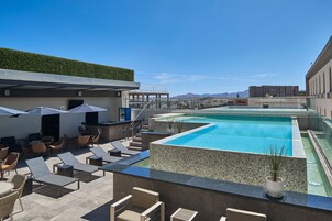 Piscina exterior 