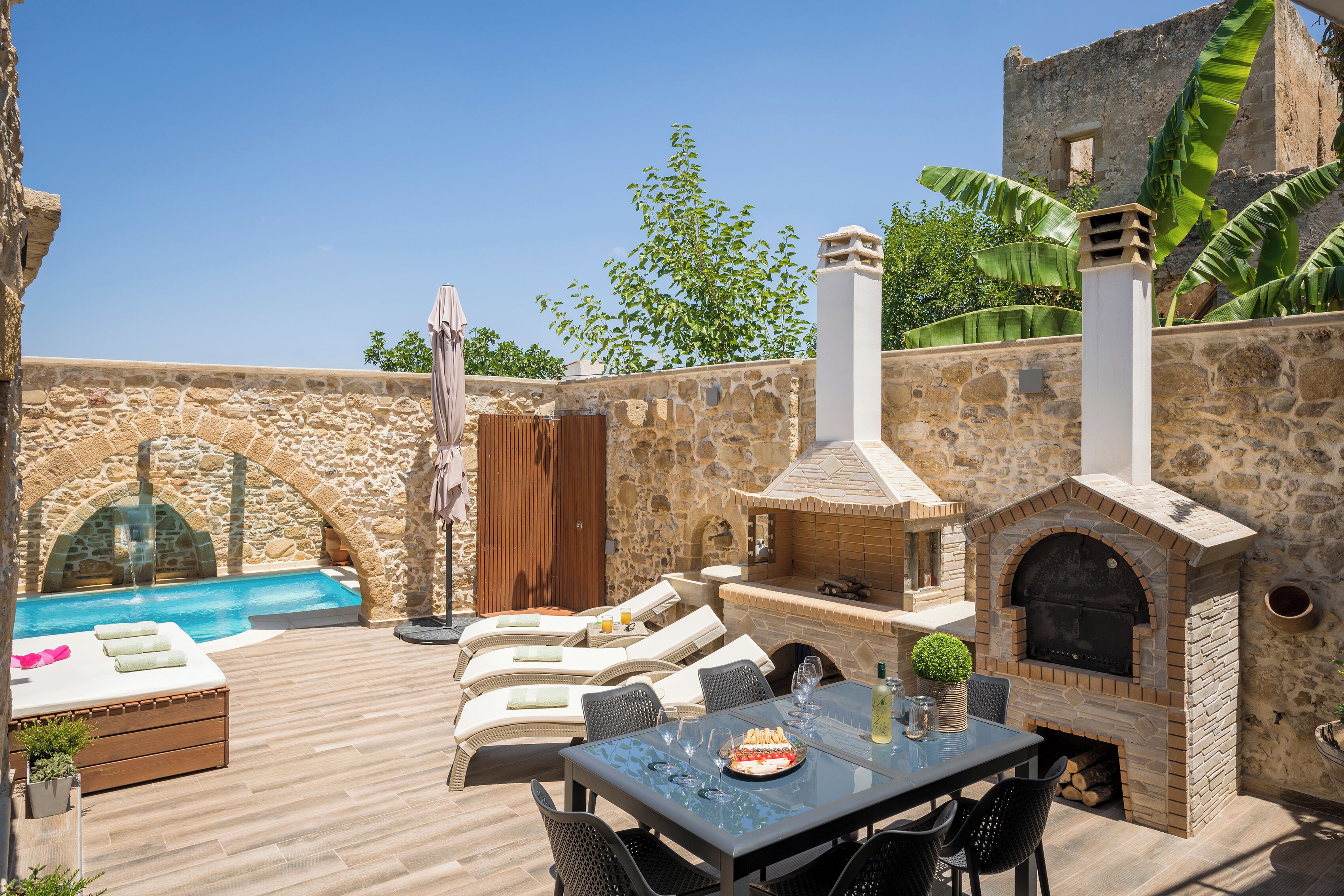 Área para churrascos e piqueniques