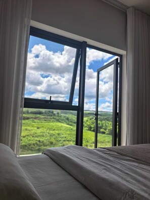 Wi-Fi de cortesia, roupa de cama