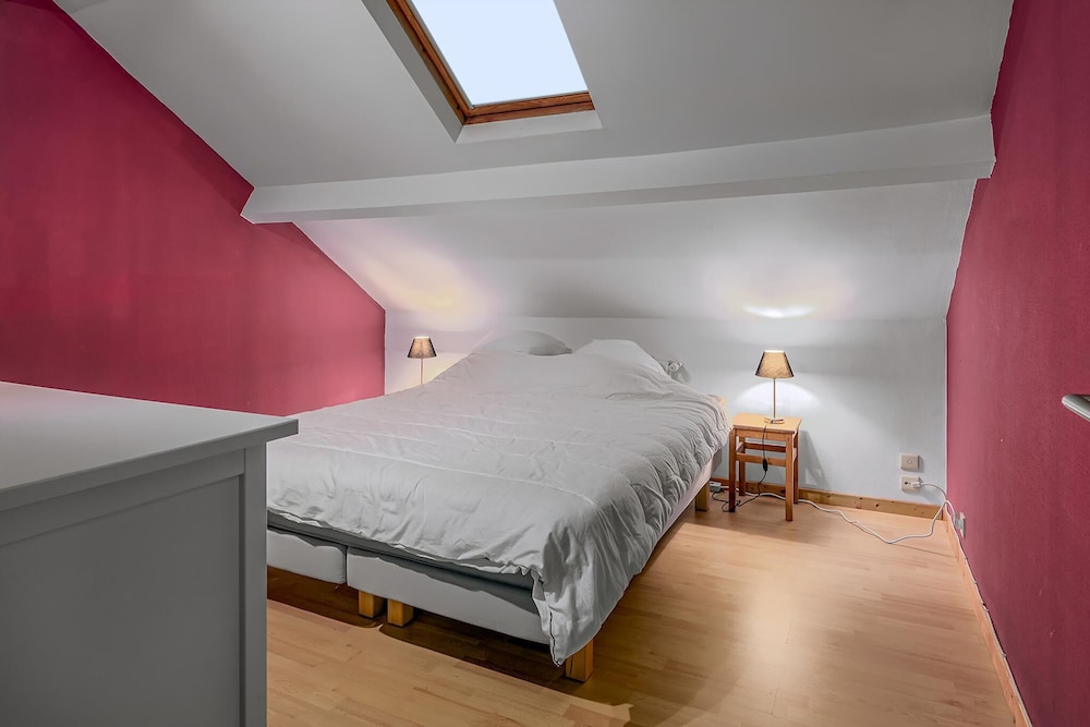 3 Bedroom Accommodation In Koksijde - Coxyde