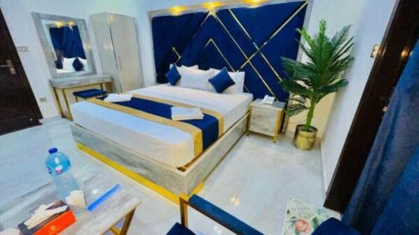 Quarto Duplo Deluxe | Quartos insonorizados, ferro/tábua de engomar, Wi-fi grátis