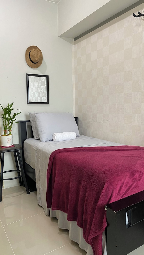 Cozy 1-bedroom Condo With Wifi And Ac In Makati - Makati