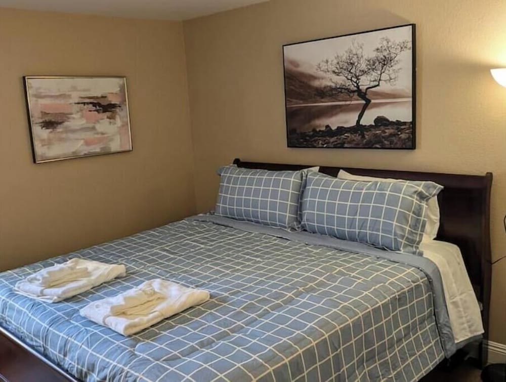 Affordable & Accessible Condo Near Vegas Strip - Bellagio