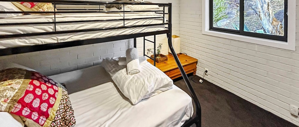 The Summit 16 - Huge Deck With Lake Views - Jindabyne