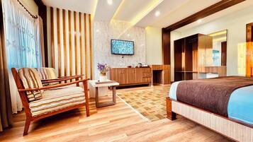 Quarto casal superluxo, 1 cama King, vista para a cidade | Wi-Fi de cortesia