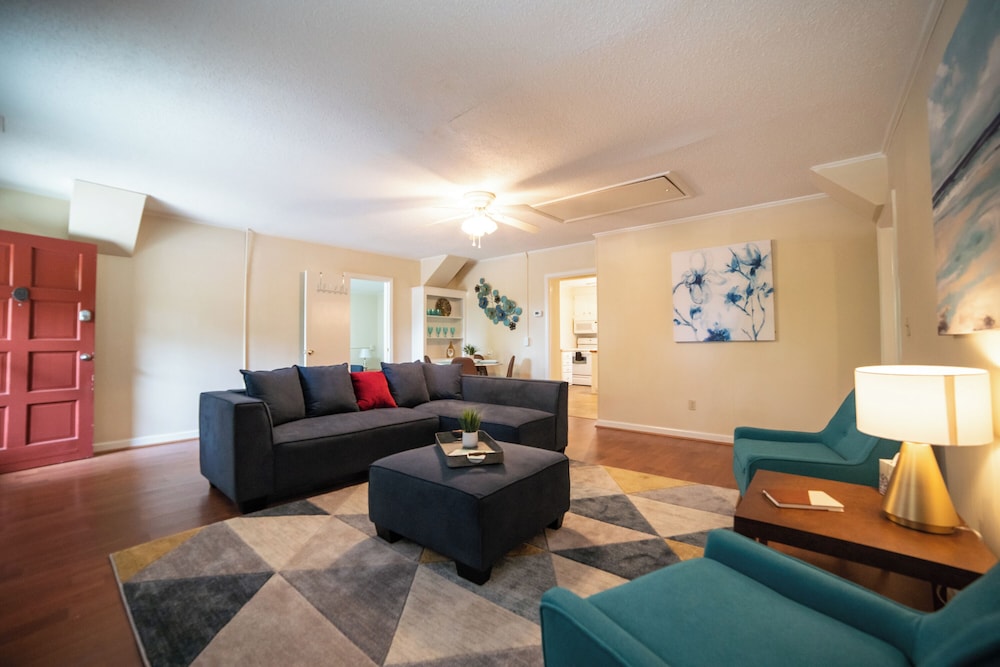 Chic Mid Century Hub - Columbia, SC