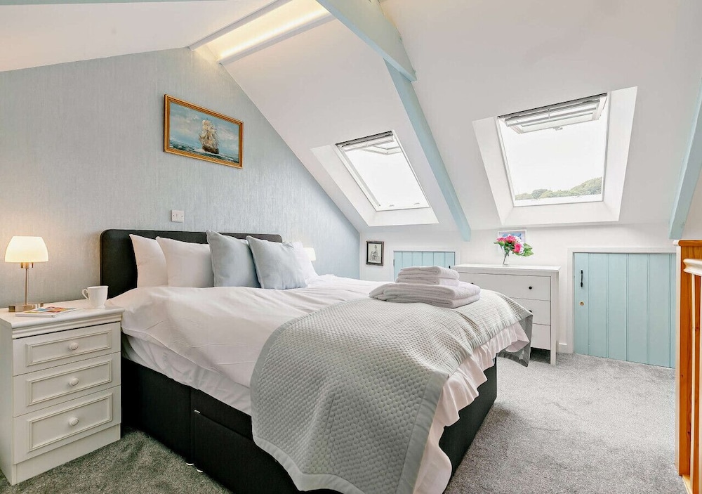 Agan Chi - Two Bedroom House, Sleeps 3 - Mousehole