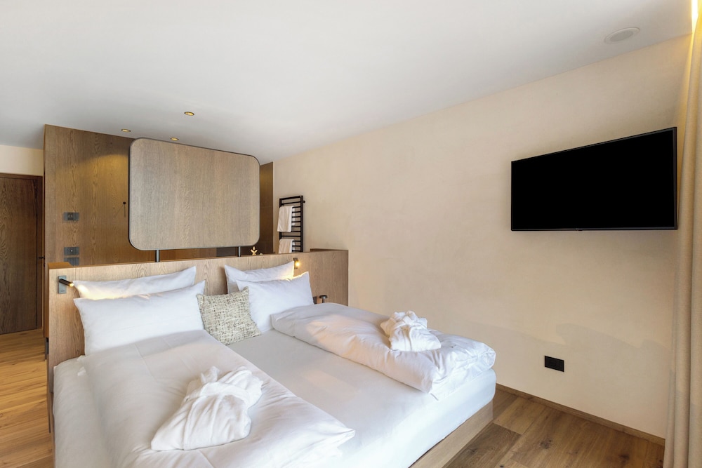 Chalet 'K Lodge View' Mit Bergblick, Privatem Pool Und Sauna - Kronplatz