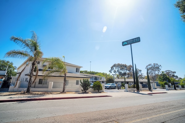 Erth Inn By Aga- San Ysidro - 