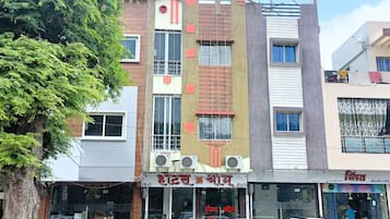 Fachada da propriedade