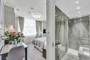Classic Studio Suite | Cofres nos quartos, cortinas blackout, ferros/tábuas de passar roupa