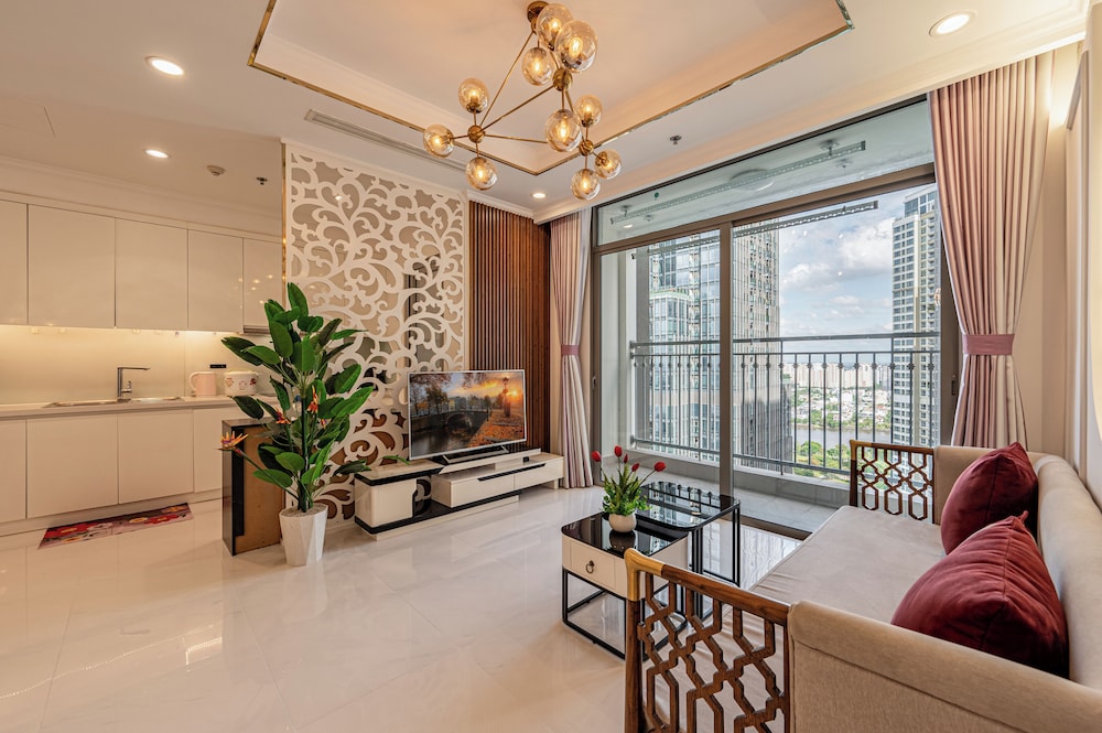 Vinhomes Cozy Apartment - Ho Chi Minh City
