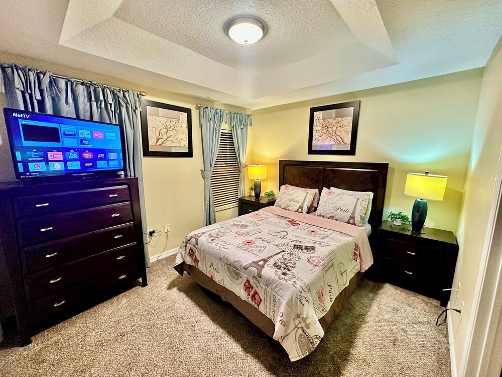 Luxury Compass 3BR Townhouse near Disney Parks #2 - Osceola County | Vrbo