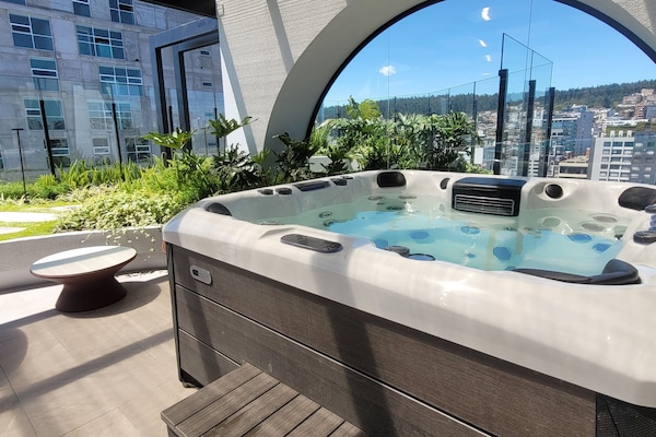 Banheira de hidromassagem