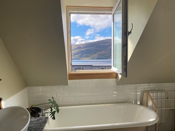 Highland Rooms - Room Only No Breakfast - Ullapool