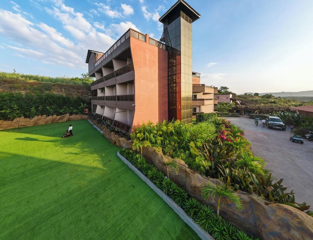 Regenta Bharti Resort, Urulikanchan - Karnataka