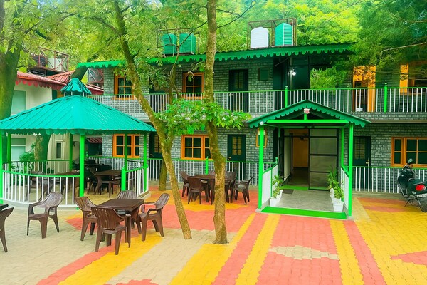 Cedar Woods - A Boutique Resort - Nainital