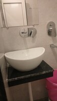 Quarto casal luxo | Banheiro