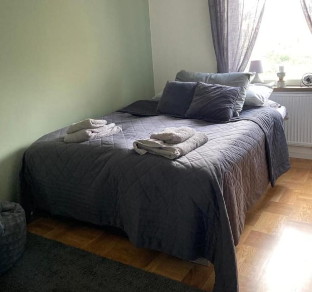 Jane's Place. A High Rated Apartment, Private Parking For Free. - Estocolmo