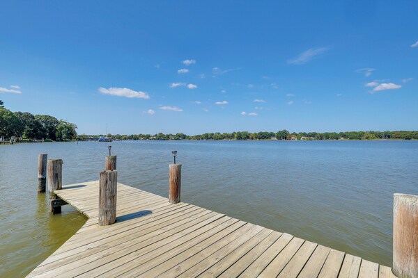 Pet-friendly Home On Chester River W/ Dock! - Chestertown, MD