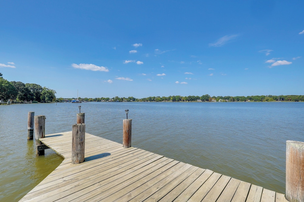 Pet-friendly Home On Chester River W/ Dock! - Chestertown, MD