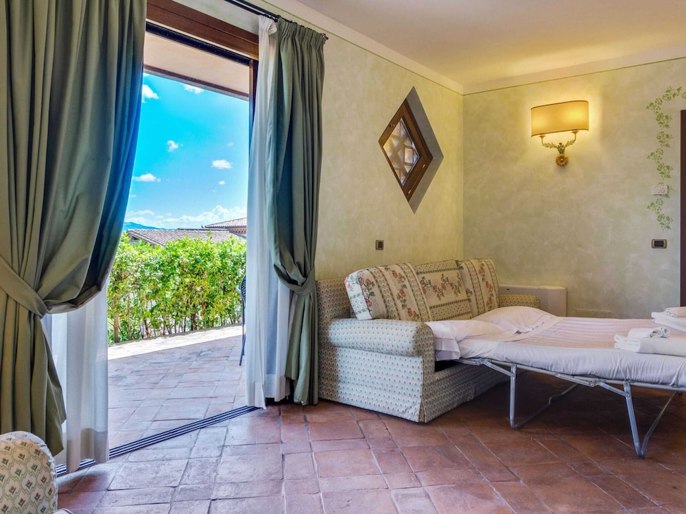 Elegant Apartments In Resort With Swimming Pool Set In Nature - Umbria