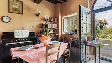 Apartamento Clássico, 3 quartos | Receção