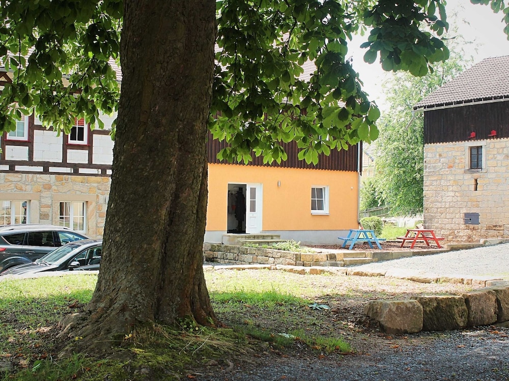 Cosy Apartment In Weissig With Garden - Struppen