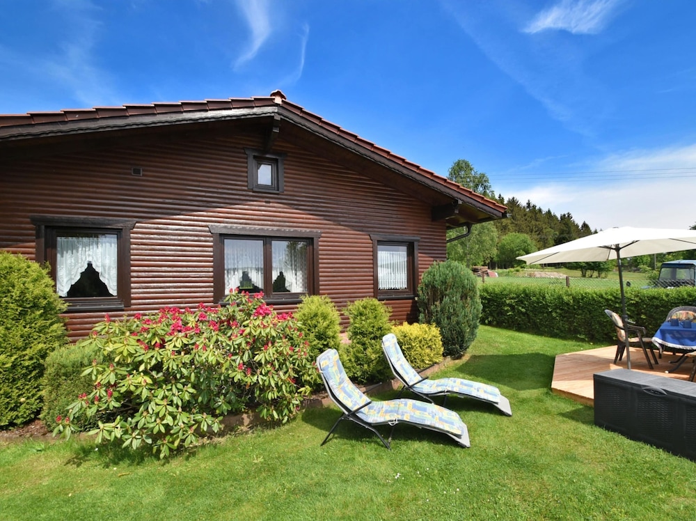 Gorgeous Holiday Home In Altenfeld Thuringia - Hildburghausen