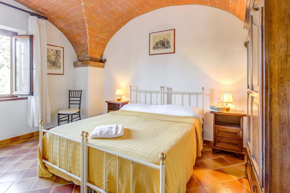 Casa luxo, 3 quartos | 10 quartos, individualmente mobiliados, roupa de cama