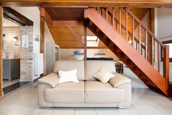 Beautiful Holiday Home In Cul-des-sarts With Garden - Couvin